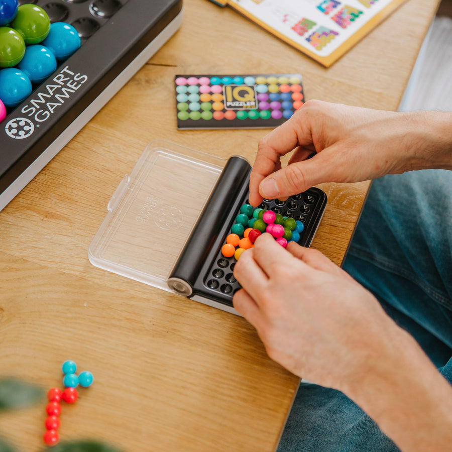 IQ Puzzler Pro Compact Board Game Puzzle with 120 3D Challenges for Ag ...